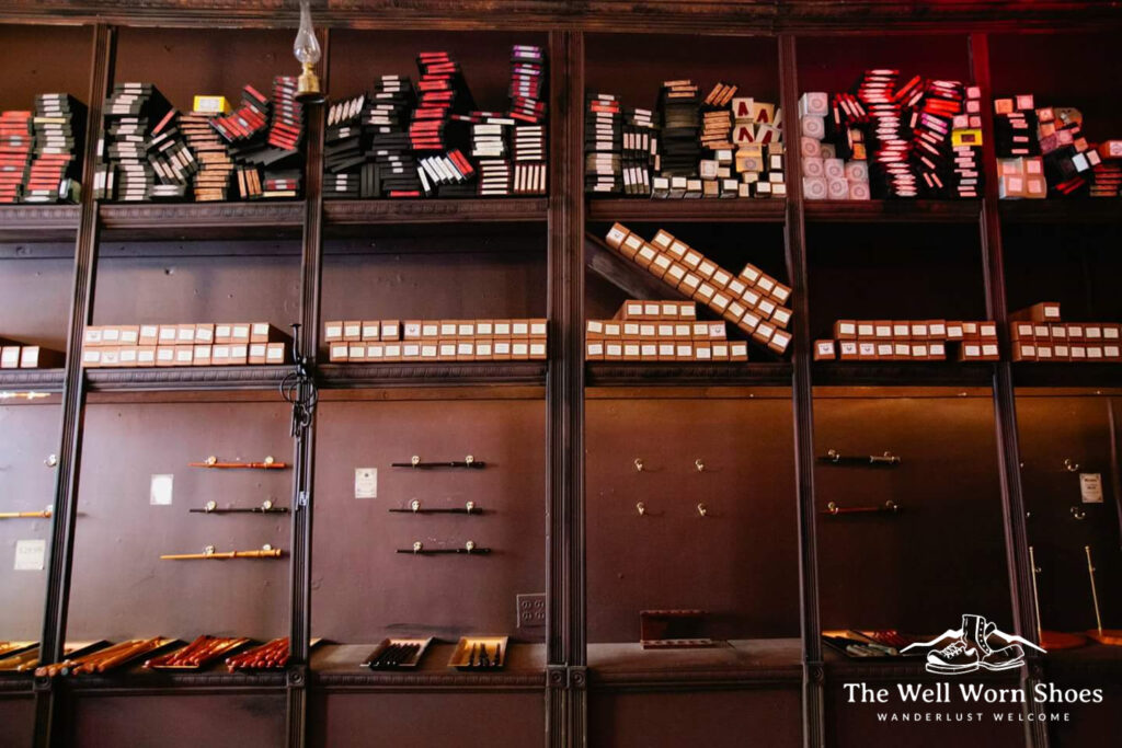 The Best Shops In Salem, Masschusetts - The Well Worn Shoes